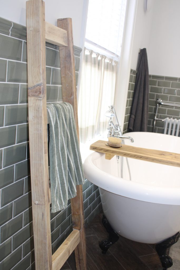 ARTHUR- Rustic Ladder- Reclaimed Wood Towel Ladder- Blanket Ladder Made ...